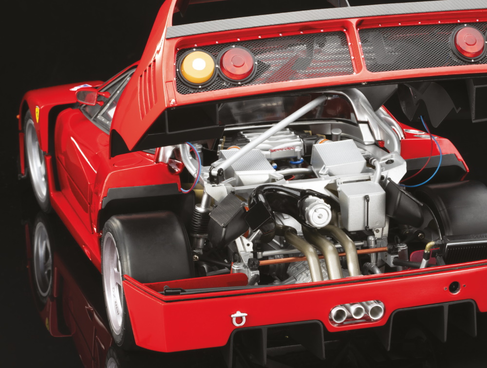 FERRARI F40 COMPETIZIONE.